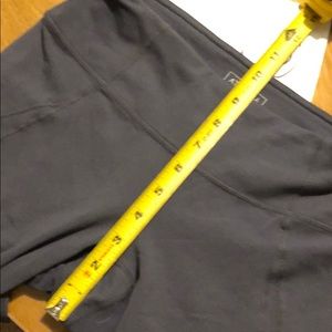 Athleta | Pants & Jumpsuits | Athleta Ananda Cropped Capri Yoga Pant ...